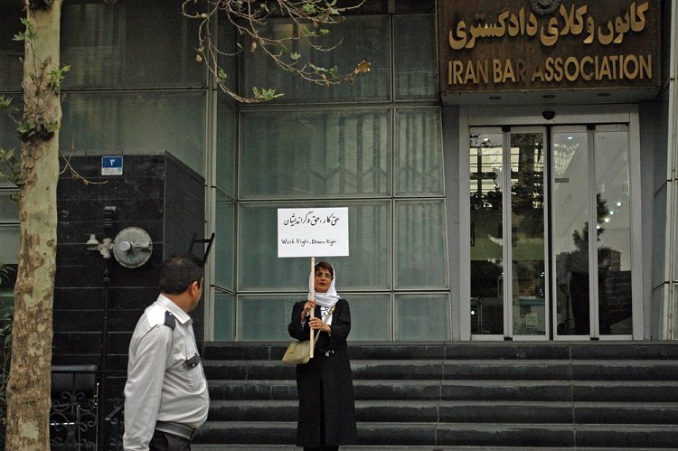 Iran Harsh Sentencing Of Nasrin Sotoudeh Sets A New Tone For Judicial